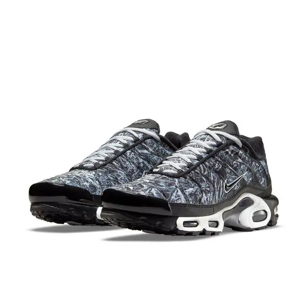 Nike Max Plus Shattered Ice Sneakers
