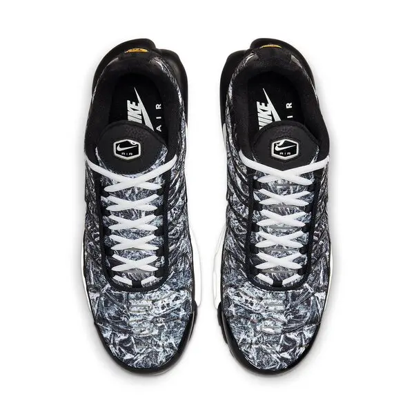 Nike Max Plus Shattered Ice Sneakers