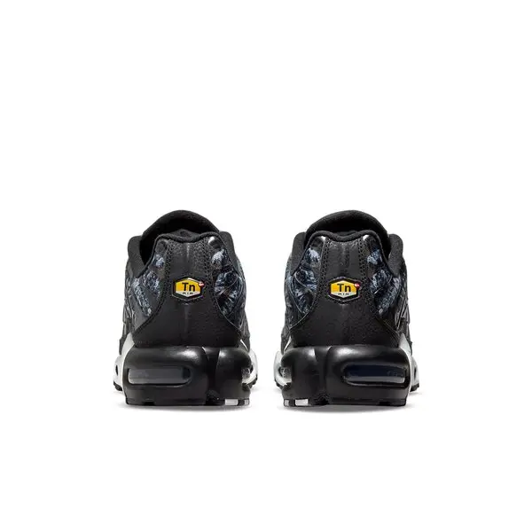 Nike Max Plus Shattered Ice Sneakers