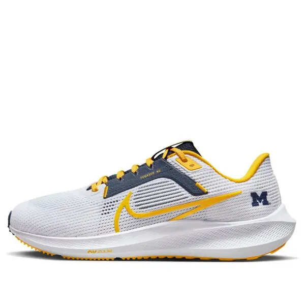 Nike Zoom Pegasus 40 "michigan" Sneakers - Beige/summit White/cerulean