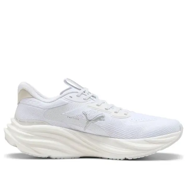 PUMA Magnify Nitro 3 Sneakers