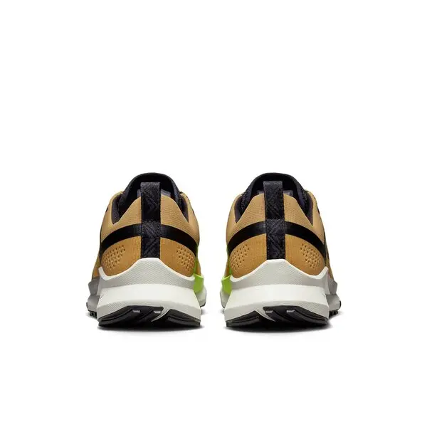 Nike React Pegasus Trail 4 Sneakers - Elemental Gold/light Bone/ghost Green