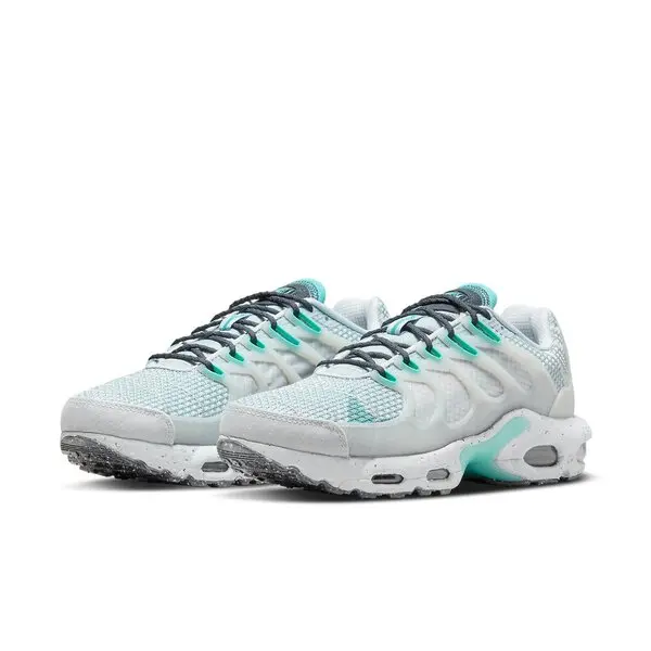 Nike Max Terrascape Plus "tropical Twist" Sneakers - White/gray/green