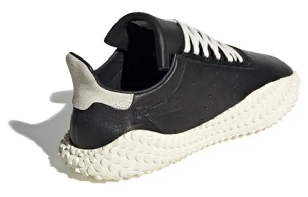 Adidas Kamanda Sneakers