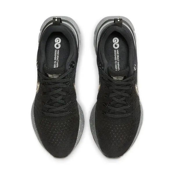 Nike React Infinity Run Flyknit 2 Sneakers