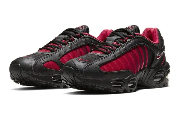 Nike Max Tailwind 4 Sneakers