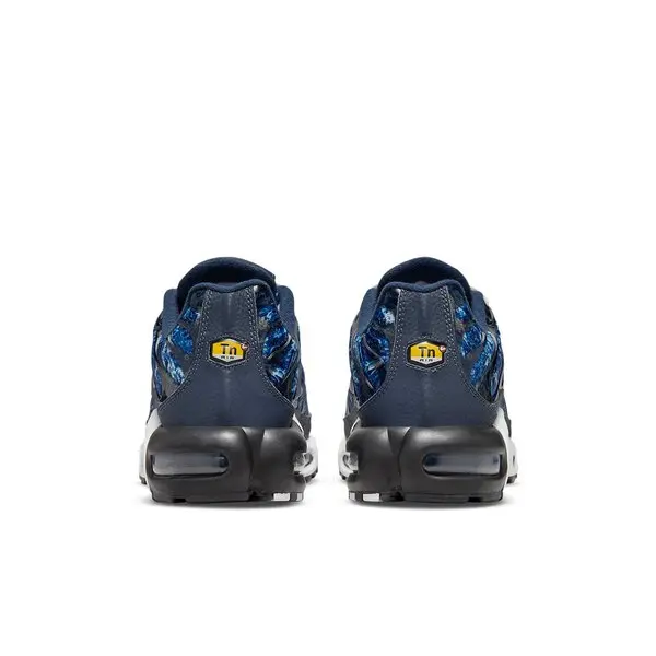 Nike Max Plus Shattered Ice Sneakers