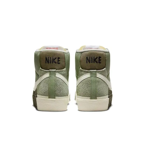 Nike Blazer Mid Pro Club Sneakers - Olive/sail