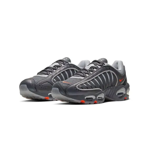 Nike Max Tailwind 4 Sneakers - Grey/orange