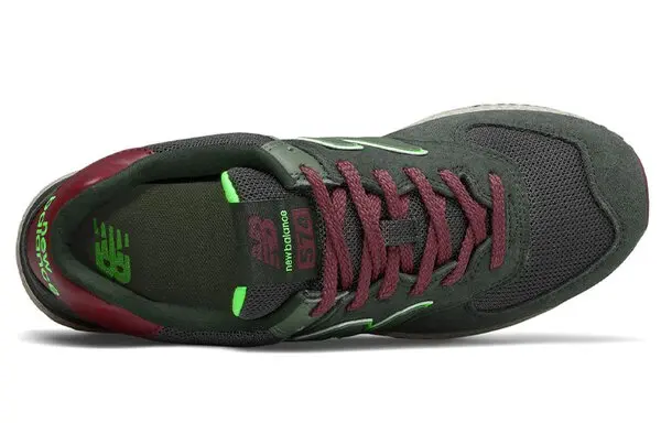 NEW BALANCE 574 Sneakers - Olive Green