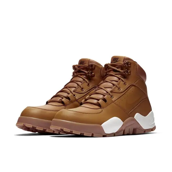 Nike Rhyodomo High Top Sneakers - Tan
