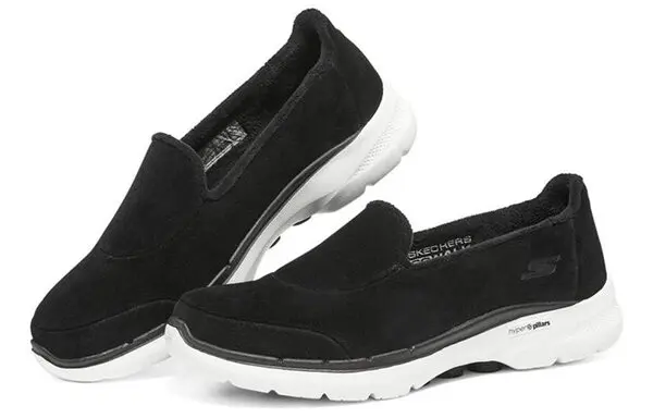 Sketchers Go Walk Slip-on Sneakers