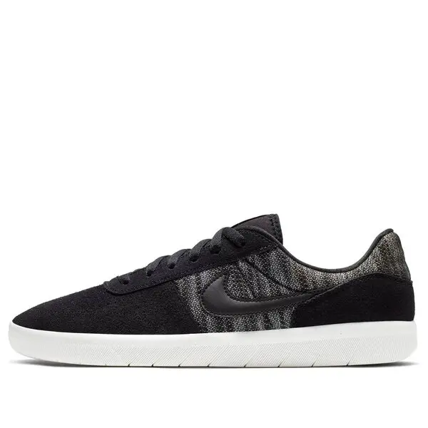 Nike Team Classic Premium Sneakers - Black