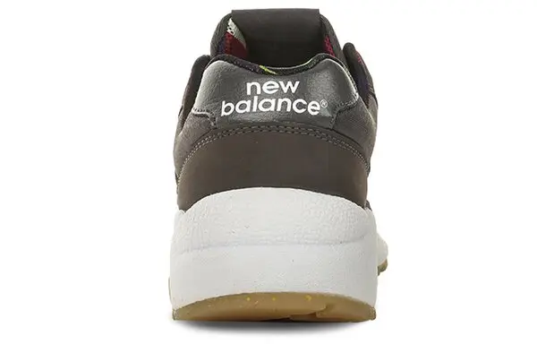 NEW BALANCE 580 Low Top Sneakers - Grey