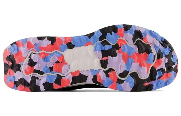 NEW BALANCE Fresh Foam Garo Performance Footwear