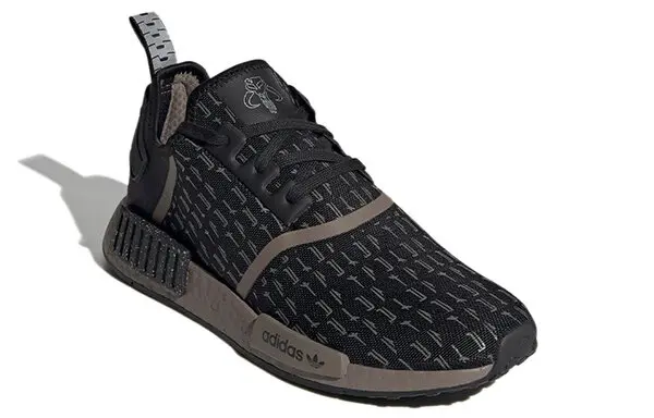 Adidas Star Wars X Nmd_r1 'mandalorian' Sneakers - Core Black/simple Brown/silver Metallic