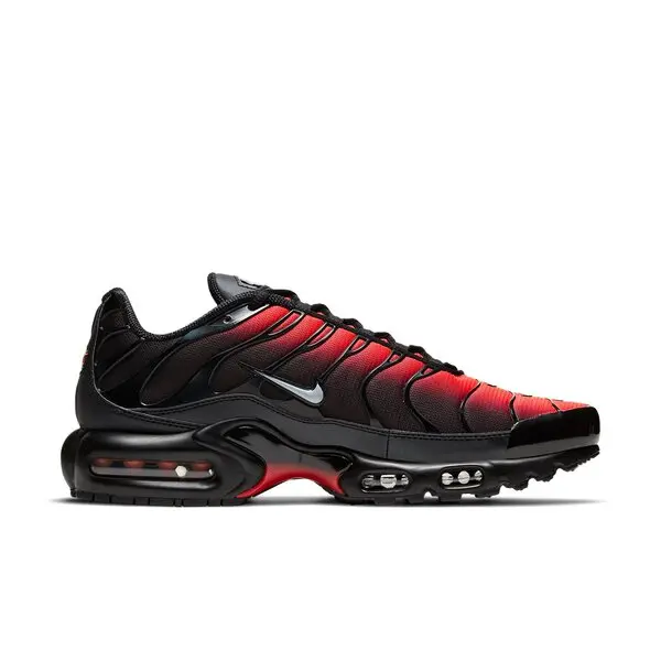 Nike Max Plus Sneakers - Black/red