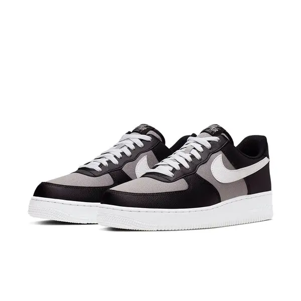 Nike Force 1 '07 1 Sneakers
