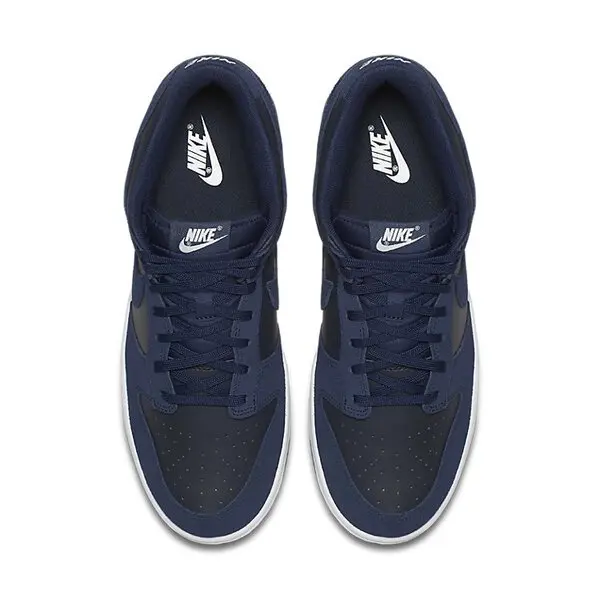 Nike Dunk Low Sneakers