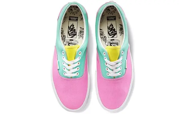 VANS Era "skulls" Low Top Sneakers