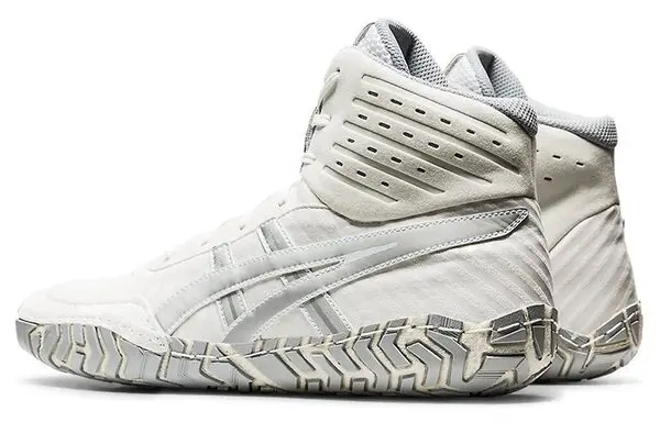 Asics Aggressor 4 Athletic High Top Sneakers