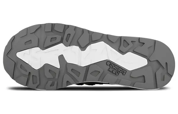 NEW BALANCE 580 Patent Leather Sneakers - Black