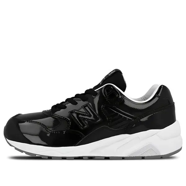 NEW BALANCE 580 Patent Leather Sneakers - Black