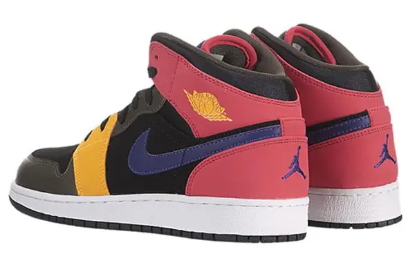 JORDAN 1 Mid High Top Sneakers