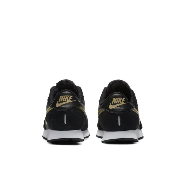 Nike Md Valiant "metallic Gold Star" Sneakers - Black