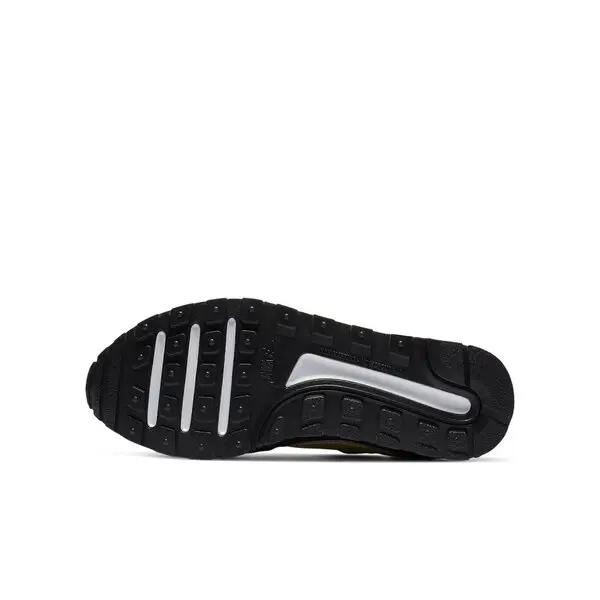 Nike Md Valiant "metallic Gold Star" Sneakers - Black