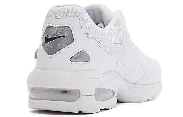 Nike Max 2 Light Sneakers
