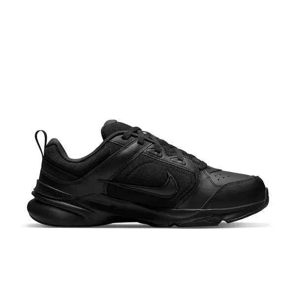 Nike Defy All Day Extra Wide Sneakers