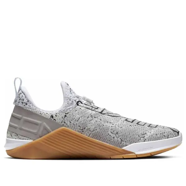 Nike React Metcon "atmosphere Gum" Athletic Sneakers - Grey