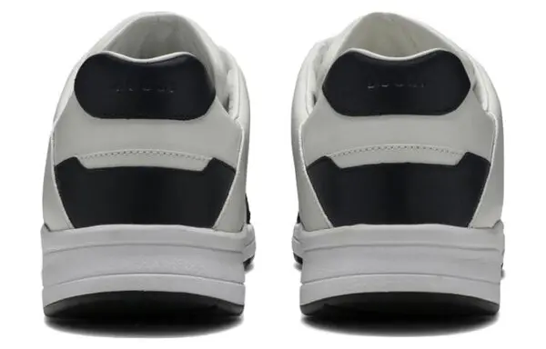 Gucci Leather Low Top Sneakers - Black/black