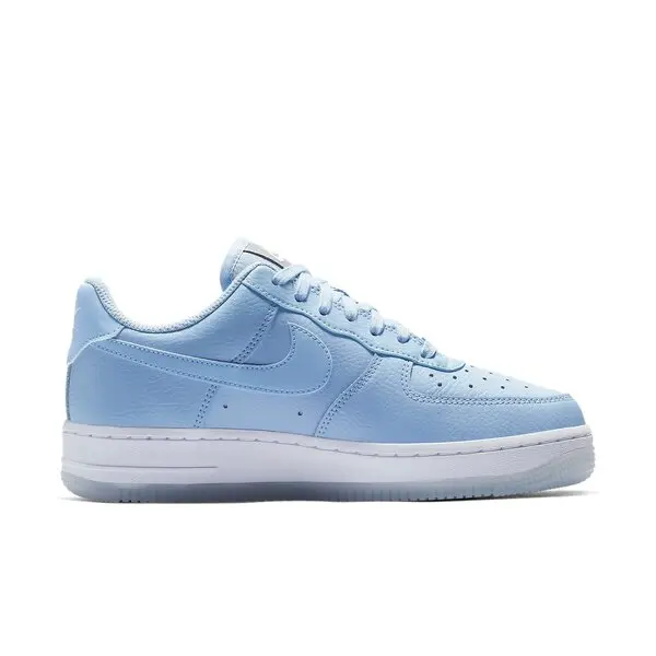 Nike Force 1 '07 Essential Sneakers