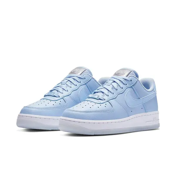 Nike Force 1 '07 Essential Sneakers