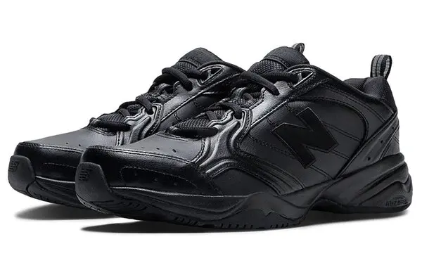 NEW BALANCE 624 Training Sneakers