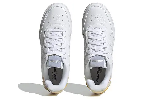 Adidas Postmove Se Low Top Sneakers