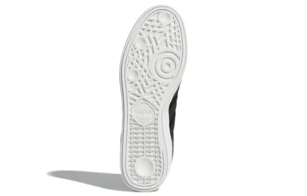 Adidas Busenitz "core " Sneakers - Black