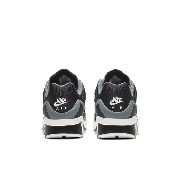 Nike Zoom Structure Sneakers
