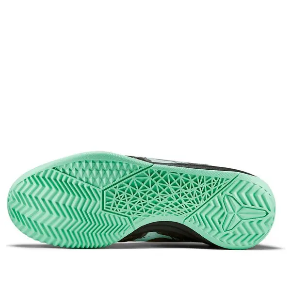 Nike Kobe Mentality "fiberglass" Sneakers
