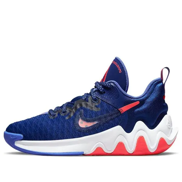 Nike Giannis Immortality Basketball Sneakers
