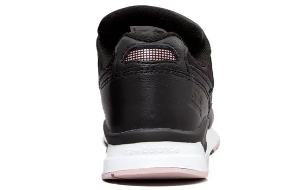 NEW BALANCE 530 Low Top Sneakers