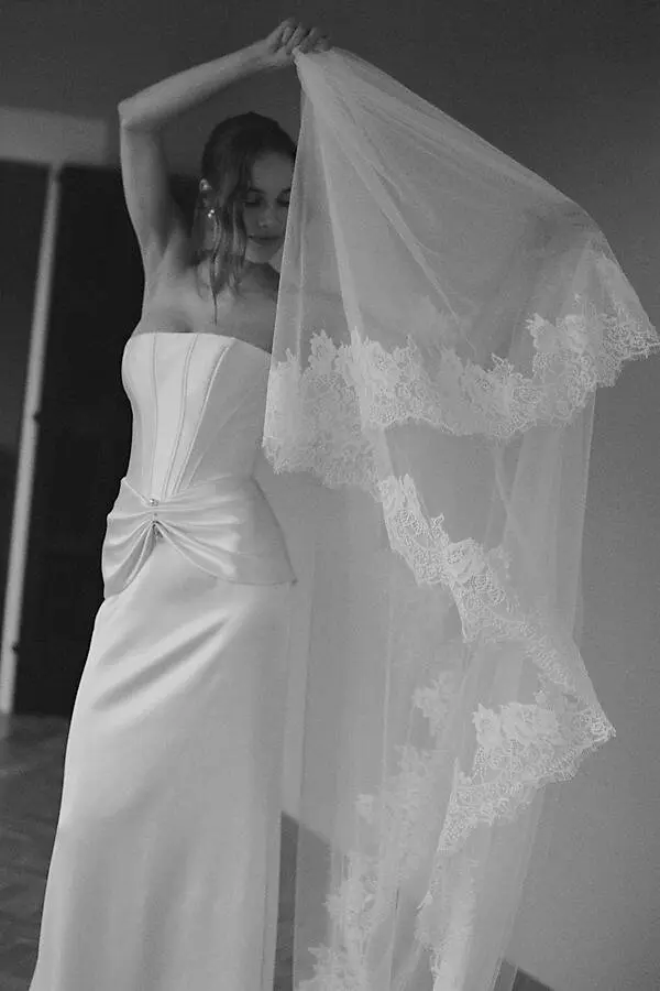 Watters Lace Trim Blusher Veil - Ivory