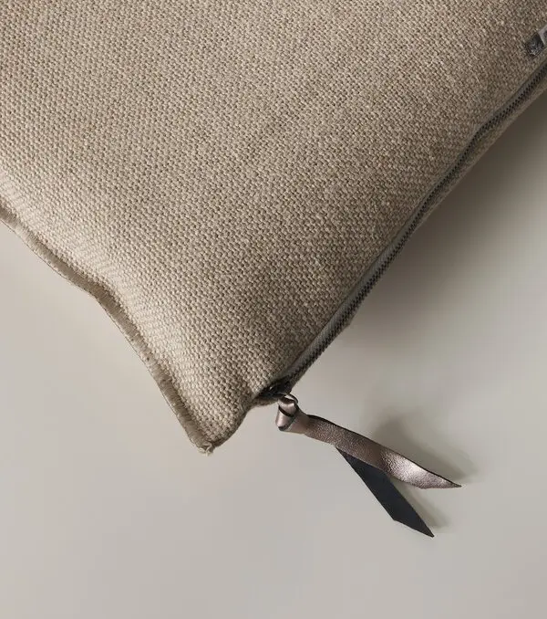 MAISON DE VACANCES Linen Cushion