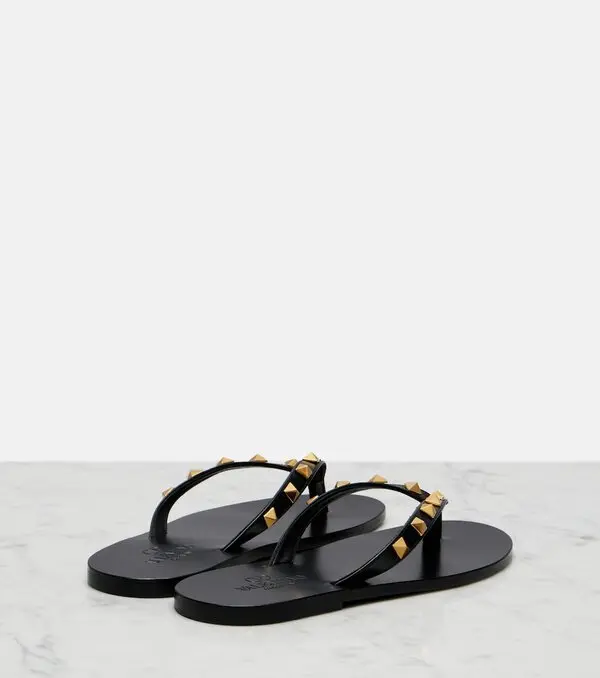 Valentino Garavani Rockstud Leather Thong Sandals