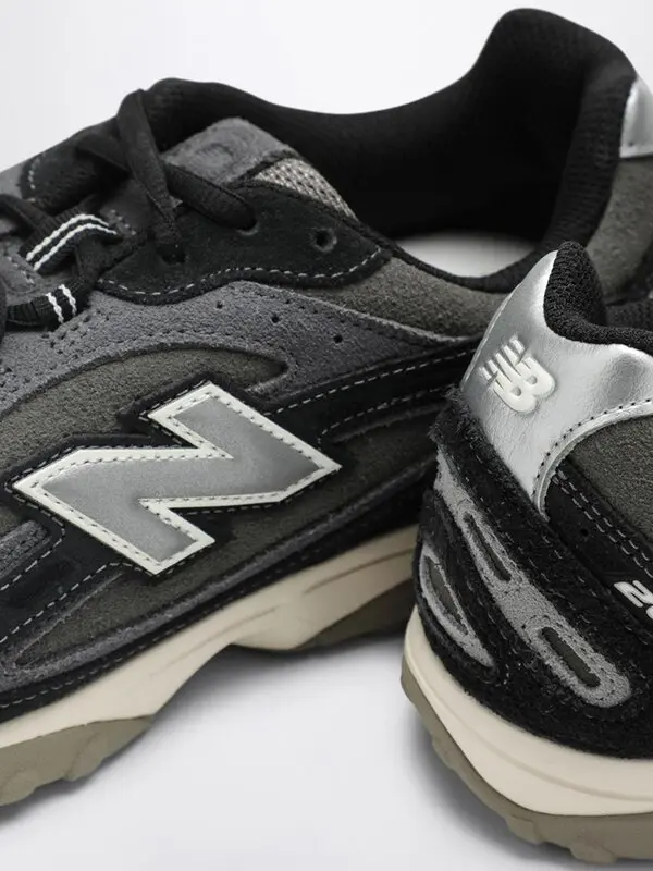NEW BALANCE 204l Suede And Mesh Low-top Trainers With Applied Logo