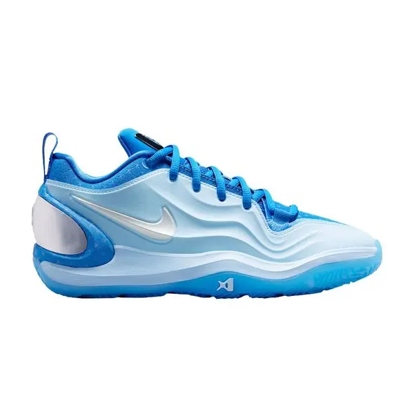 Nike A'two Athletic Sneakers