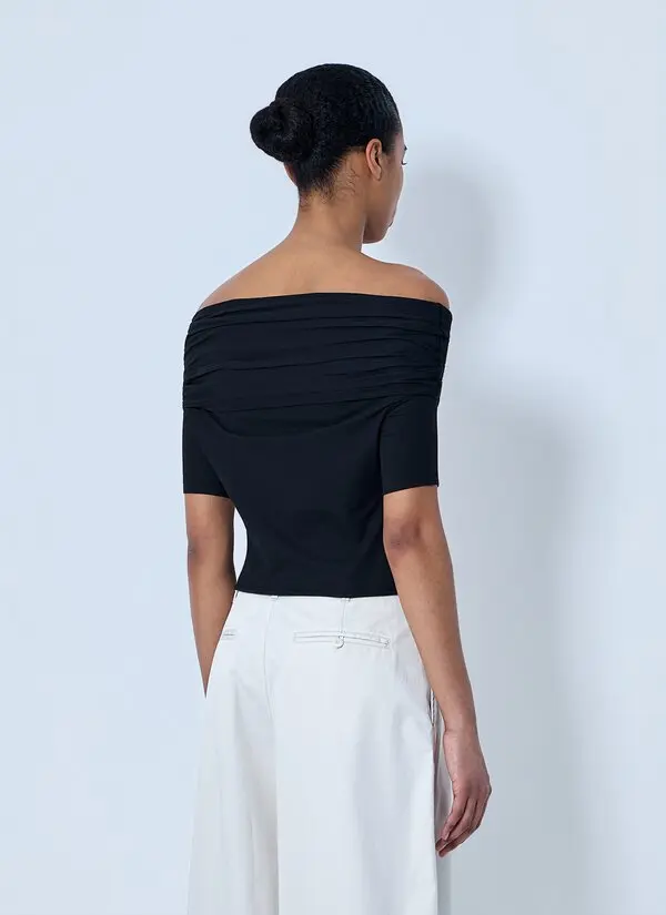 LEMAIRE Short Sleeve Off-shoulder Twisted Top
