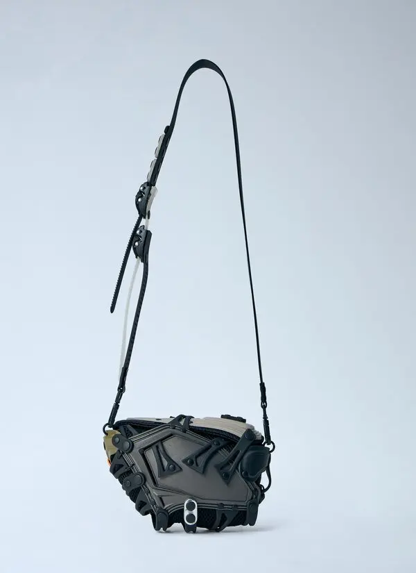 INNERRAUM Object I14 Smartphone Bag
